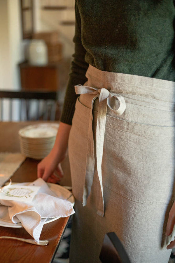 Natural Linen Garçon Apron - Wonderful Life Farm